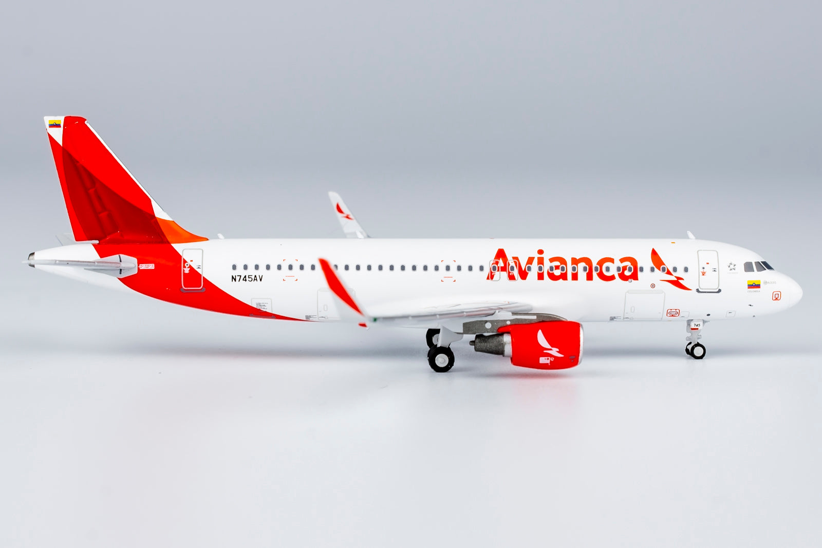 NG Models 1:400 Avianca Airbus A320-200W N745AV 15028 - DGPilot