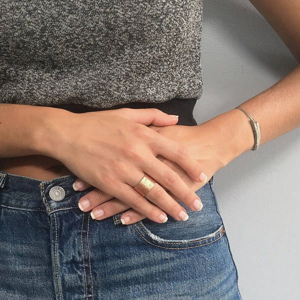 Elegant Brushed Finish Ring for Modern Style - DGPilot